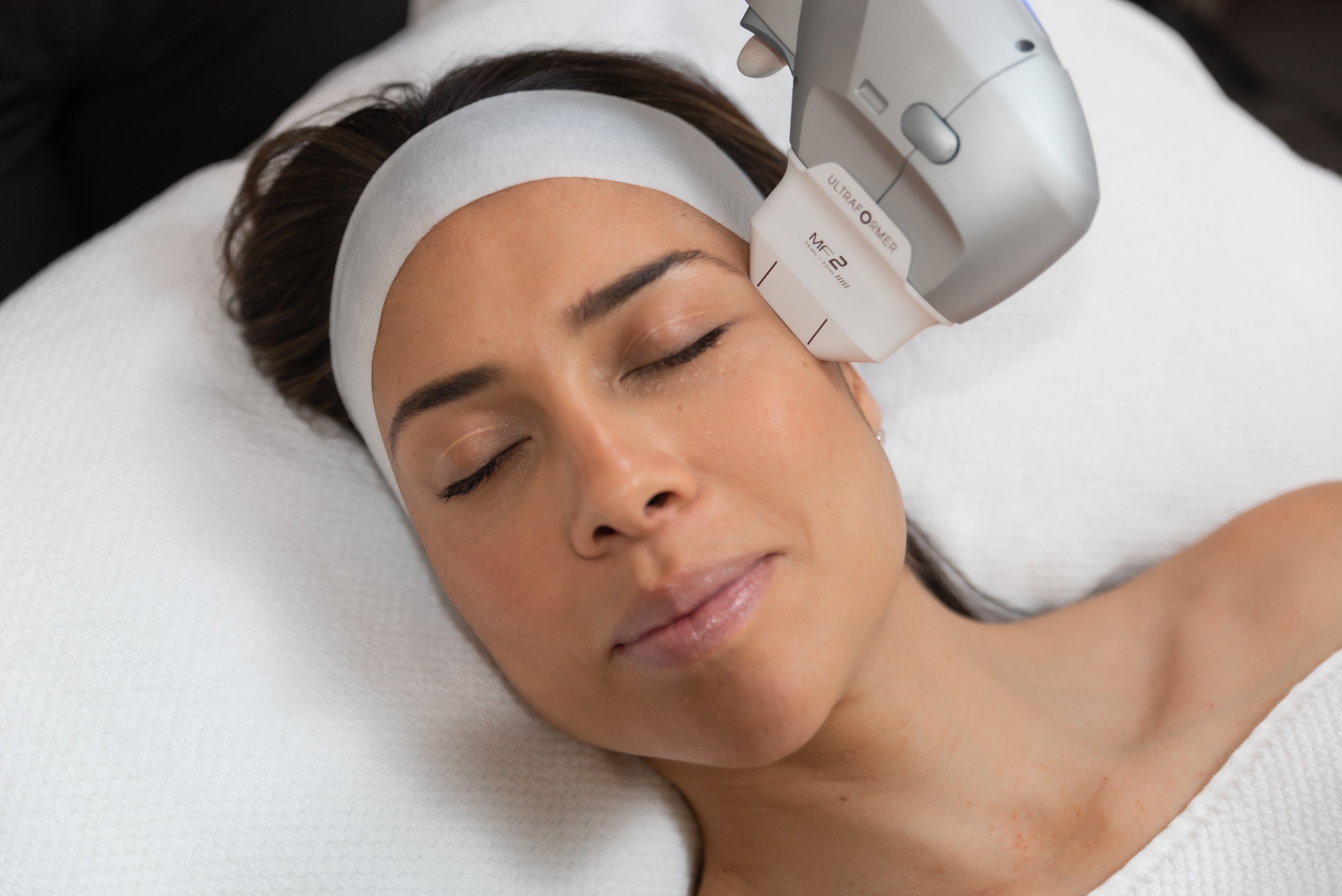 Lift, tighten and contour your face and neck with Ultraformer.