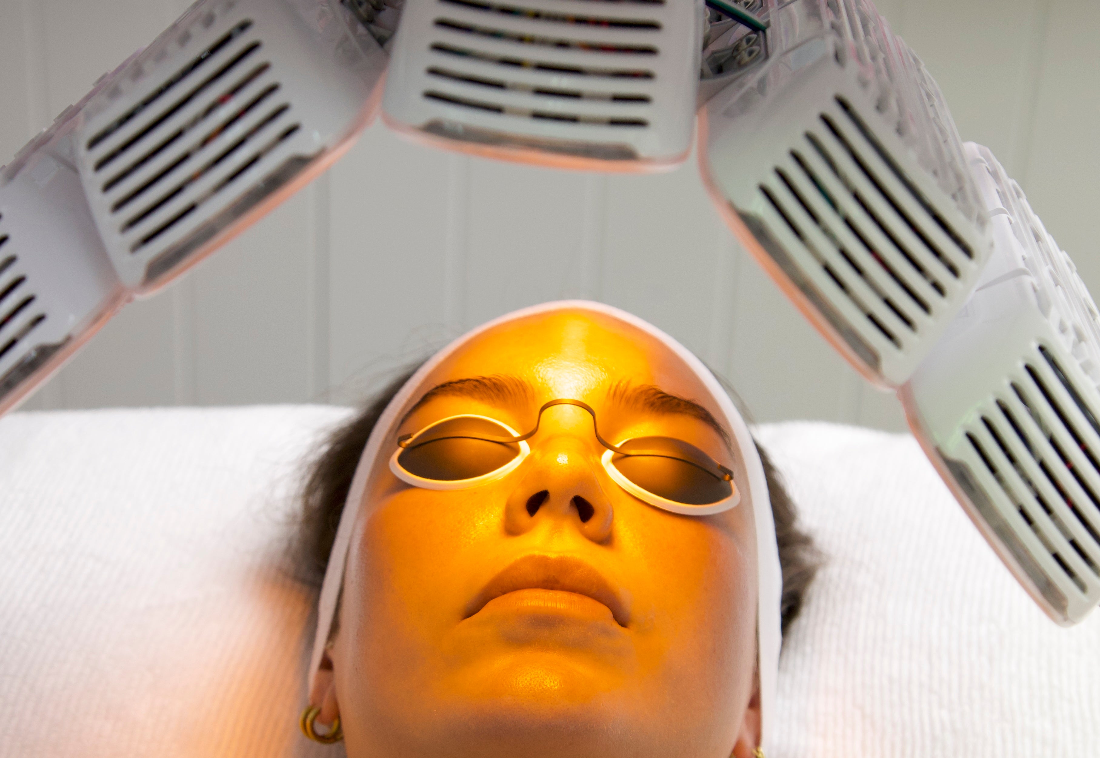 LED Healite Therapy - The Clinic Bondi